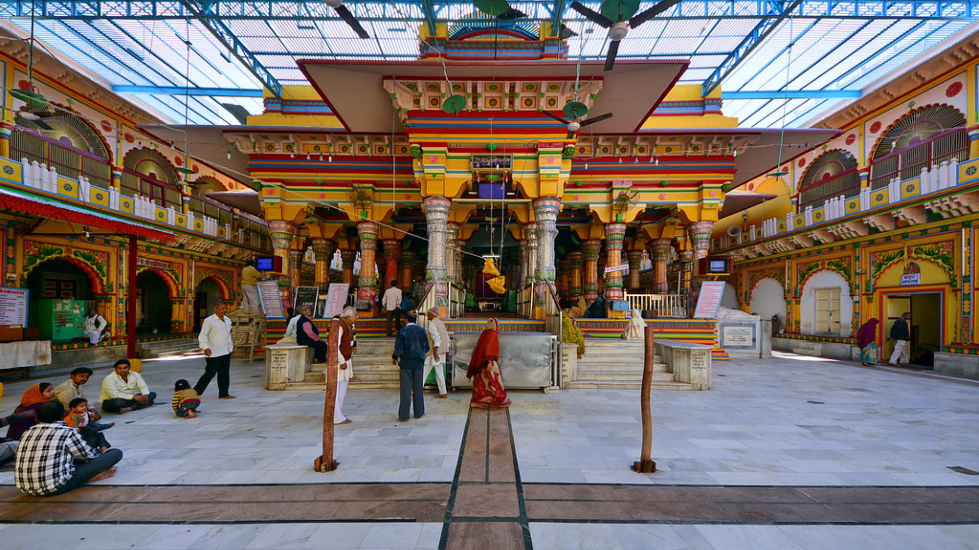 MATHURA & VRINDAVAN KRISHNA PILGRIMAGE 1 NIGHT & 2 DAYS – Journey Guru